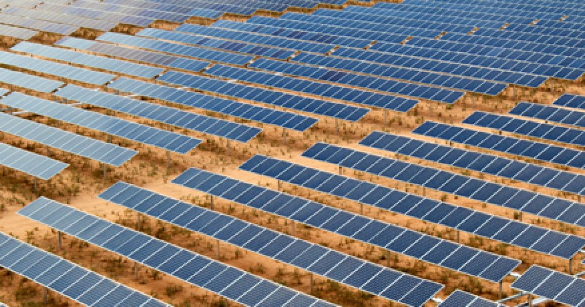 მთავრობა საცხოვრებელი კორპუსების სახურავებზე მზის პანელების დაყენებას ...