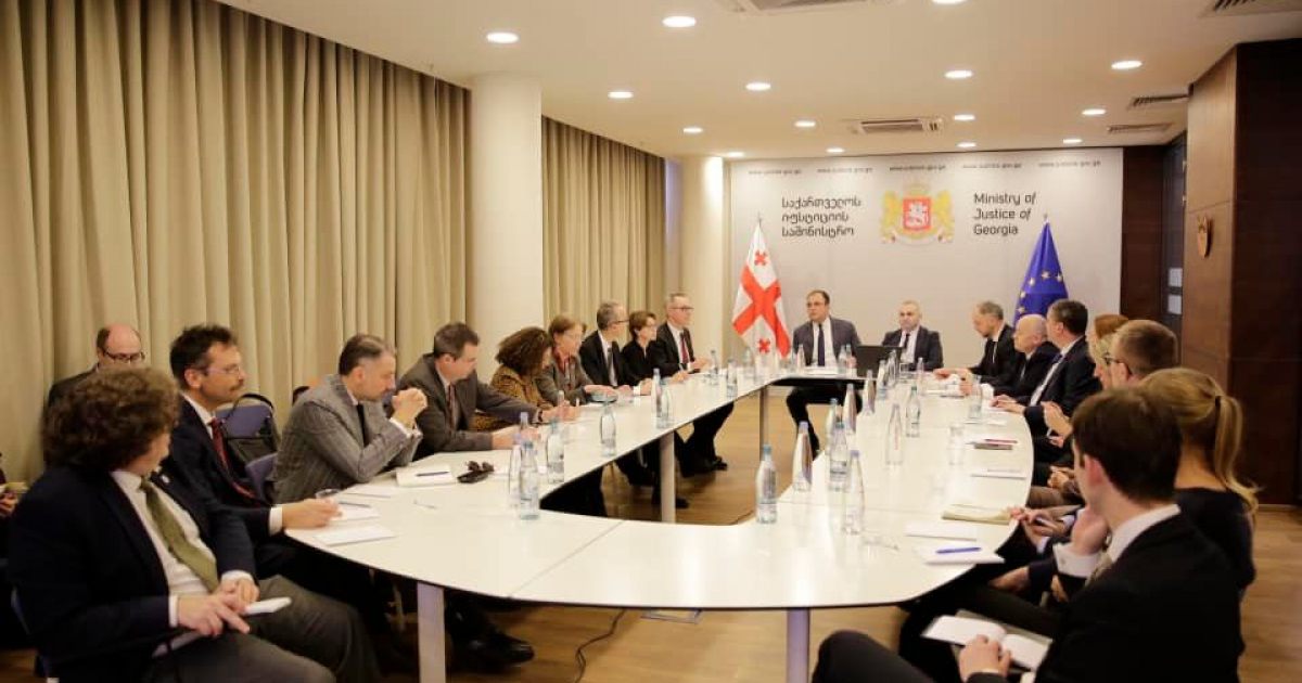 იუსტიციის სამინისტრო: დიპლომატიურ კორპუსს სააკაშვილის თაობაზე ...